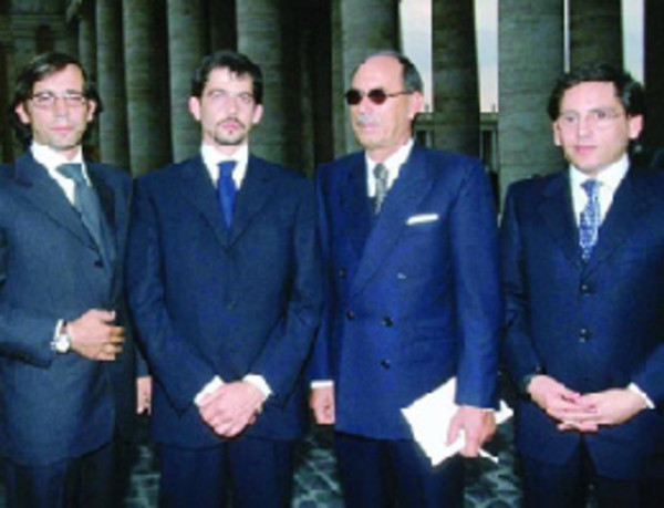 Pugni e minacce : i figli contro Angelucci Jr » LaRoma24.it – Tutte le ...