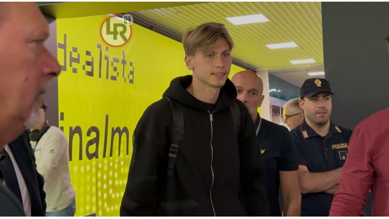 Ziolkowski è arrivato nella Capitale: "Forza Roma". Ora visite mediche ...