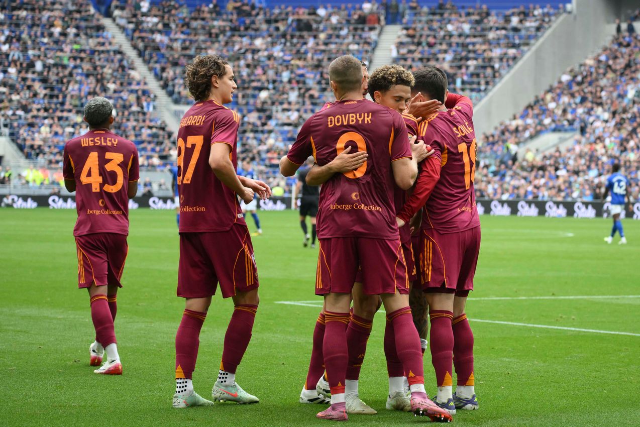 EVERTON-ROMA 0-1: il mancino magico di Soulé e il miracolo di Svilar su ...